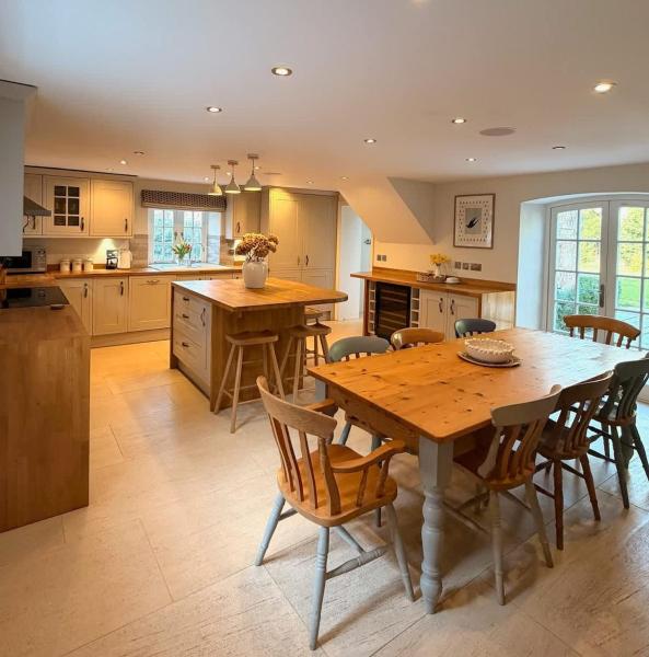 Baydon Estate Character Cottage - Marlborough