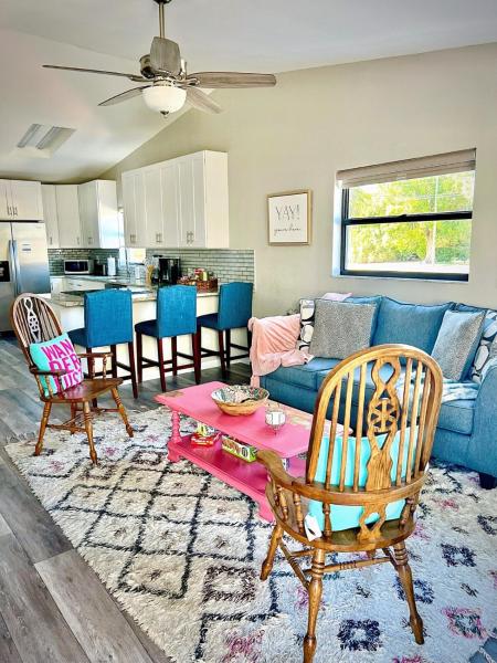Eat, Drink, Beach · Steps To Downtown - Dunedin, FL