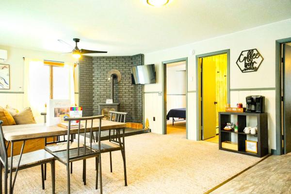 Charming Ski Chalet At Powderhorn Mountain - Lake Superior