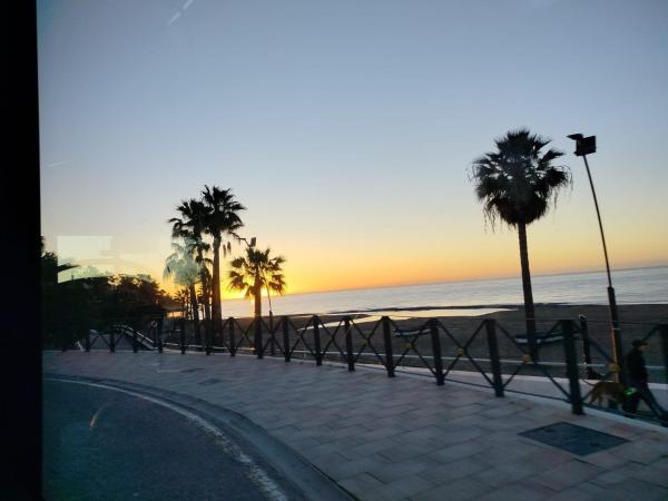 Salve Habitación - Estepona