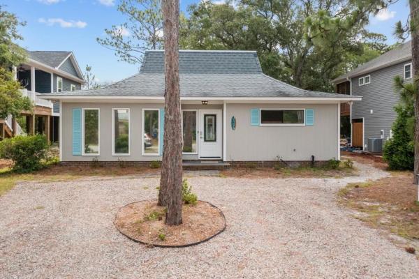 Cozy Coastal Oasis - Oak Island, NC