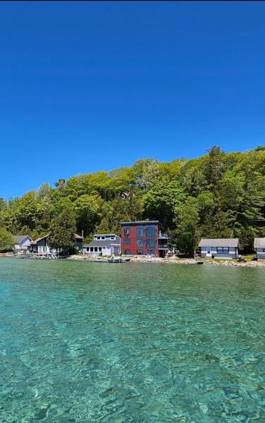 New! Eagles Landing - Lakefront & Gorgeous! - 오너