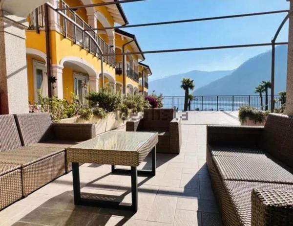 Elegant Lake View Apartment With Pool - Mendrisio