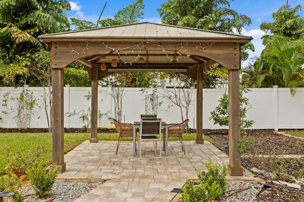 Jasmine Oaks Retreat In Beautiful South Tampa - Tampa Airport (TPA)