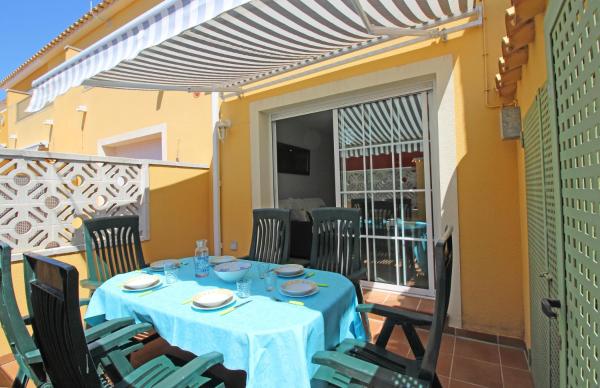 Apart-rent Casa Puigmal 0152 Moderna Para 6 Personas - Palau-saverdera
