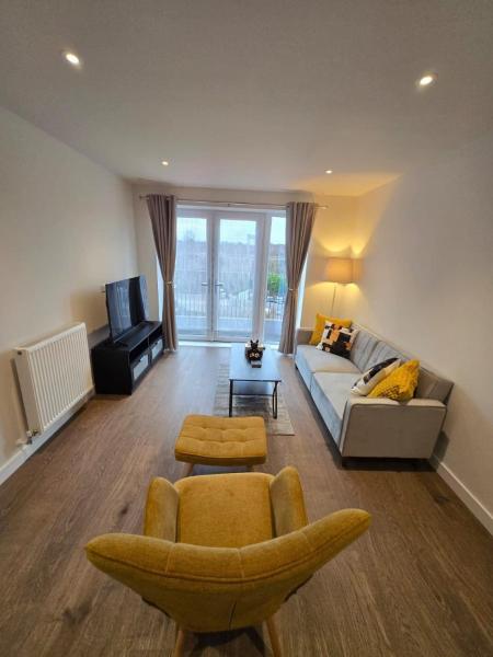 Stylish Apartment Available Near Wb Studio! - Watford