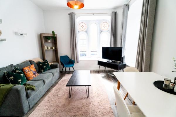 Swansea Bay Henrietta 1 Bedroom Apartment - Swansea, UK