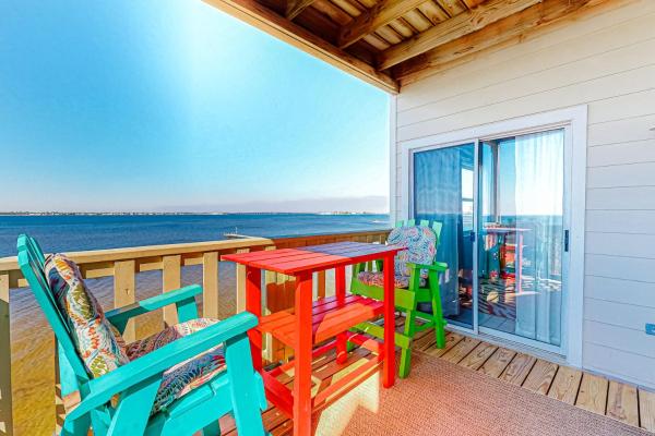 Third-floor Beachfront Condo With Views Washer&dryer Heated Pool - Pensacola Beach, FL