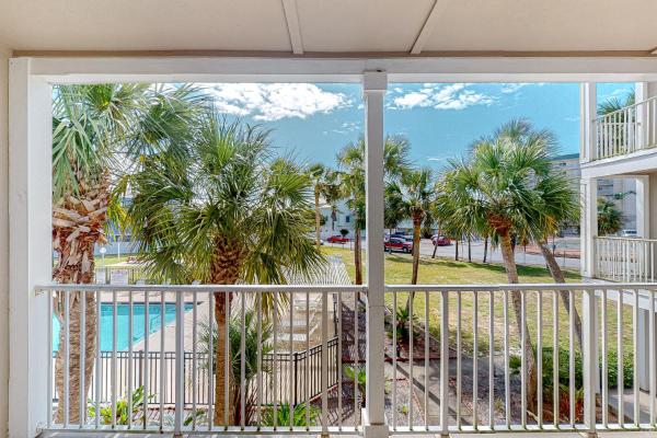 Modern Beach Condo With Pool Hot Tub Well-equipped Kitchen Balcony & W&d - Perdido Key, FL