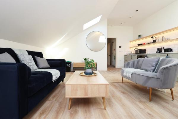 Swansea Central At Albert Hall – 1 Bedroom Apartment - Swansea