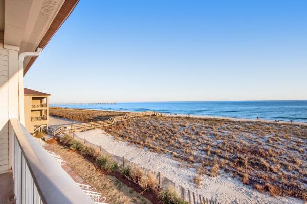 Blissful Coastal Condo With Shared Pool Ocean View Easy Beach Access & Wifi - Navarre Beach, FL