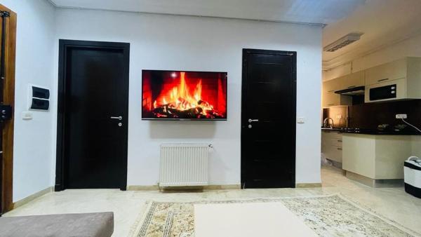 Spacious Apartment Ennasr 2-br - Tunis