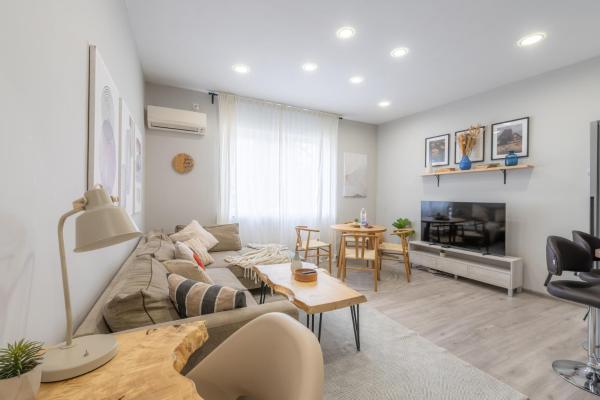 Ndk - Urbanlux Medius 2bdr Free Parking - Sofia
