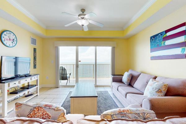 13th-floor Oceanfront Condo With Balcony Ac Grill Pool Hot Tub & Gym - Gulf Shores, AL