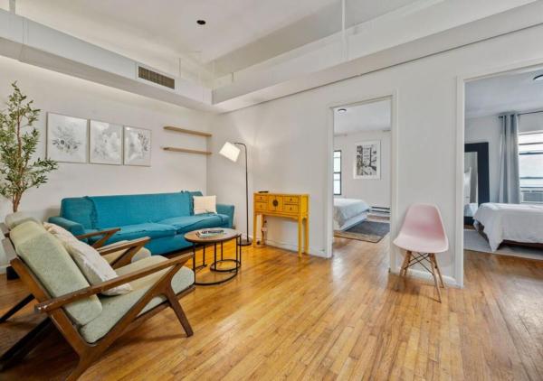 Three Bedroom Rental In Midtown West , June To Aug 90 Days Stay Required - Harlem - Manhattan