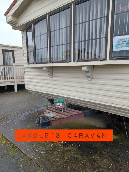 2 Bedroom 4 Berth Centre Of Towyn - Towyn