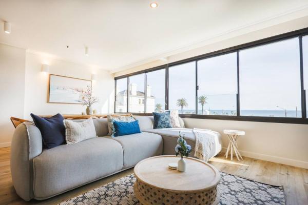 Luxury Beach View Escape - St Kilda