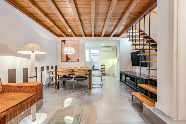 Encantador Apartamento Con Terraza En Sants - Barcelona