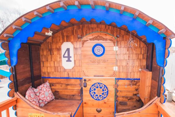 Sundancer Dream Wagon With Onsite Hot Springs - Truth or Consequences, NM