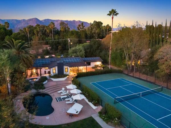 Private Estate With Cottage, Pool & Tennis - Ojai, CA
