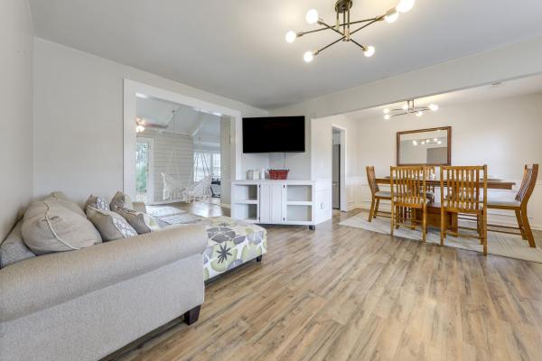 Suburban Family Home 18 Mi To Dtwn Charleston! - Goose Creek, SC