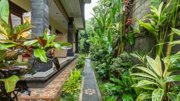 Taman Puspa - Ubud