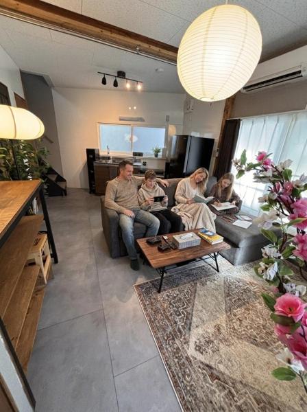Private Newly Reno'd 45m2 The Kura Tokyo - Tokyo