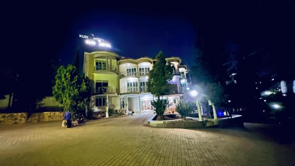 Kuri Hotel Kampala - Kampala