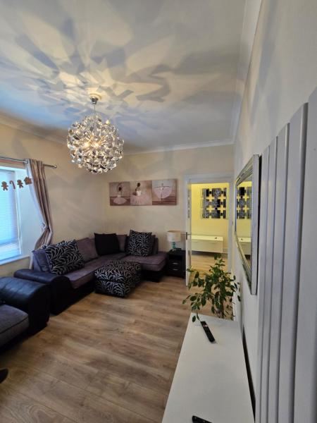 Nanny Bambi's Three Bedroom's - Loch Ness