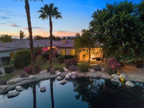 Desert Retreat Short Walk To Coachella - Indio