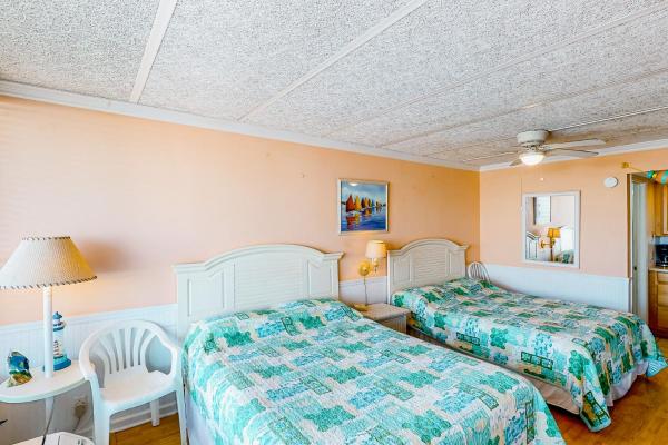 Abbs155 Shorely Suite #204 - Atlantic Beach, NC