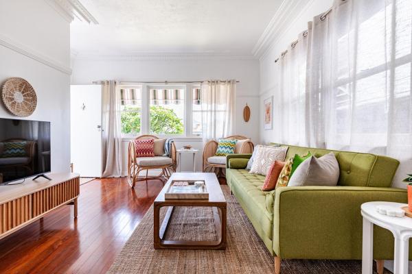 Kaimana - Gold Coast