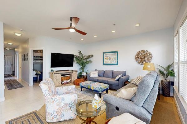 Sound Side Condo With Sunset View Balcony - Close To Pool, Hot Tub, And Pier - Emerald Isle, NC