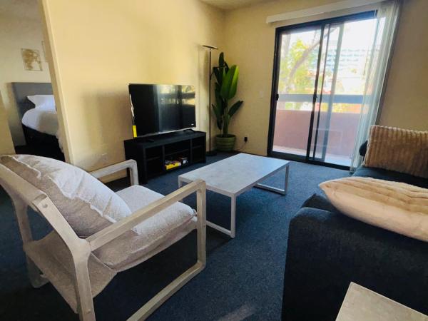 1bd Prime Westwood Location One Block From Ucla - Beverly Hills, CA