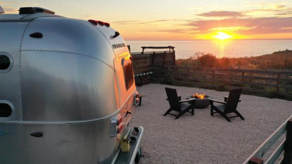 Cool California Coast Airstream - Pescadero, CA