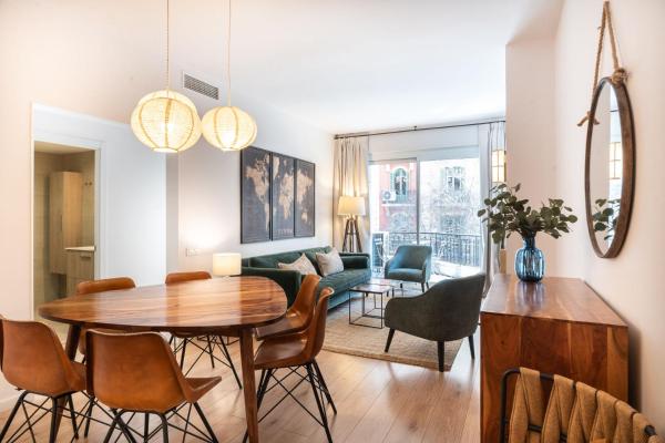 Design And Comfort In The Trendy Neighborhood - Barcelona