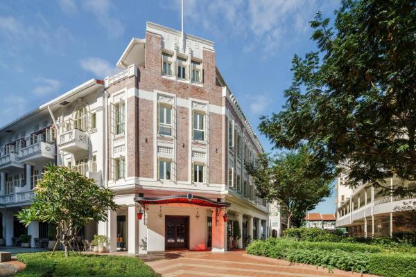 Maxwell Reserve Singapore, Autograph Collection - Outram
