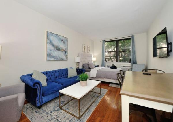 Charming Ues Studio, Walk To Subway & Central Park, June To Aug 90 Days Stay Required - Astoria - Queens NY