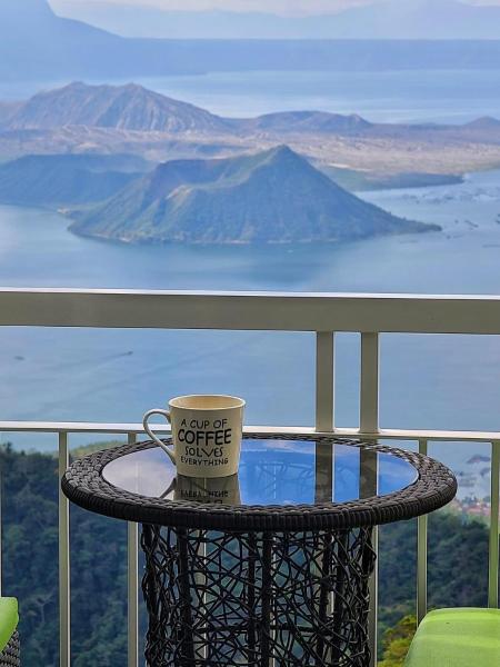 Casa Sofia At Wind Residences Tagaytay Taal View - Tagaytay