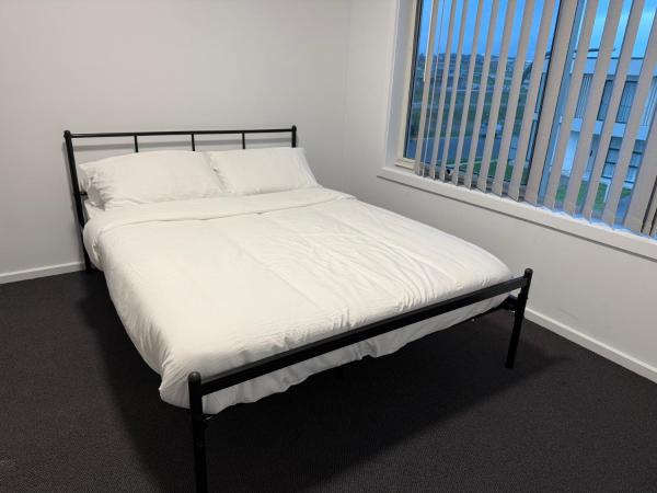 New 3 Bedroom Two Baths Upstair - 雪梨