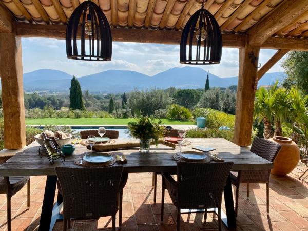 Villa Provençale Climatisée, Piscine Chauffée, Vue Magnifique - Le Plan-de-la-Tour