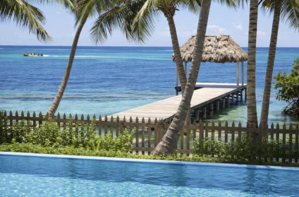 4 Br Beach House Poolside Casita, Le Reve Belize - Belize