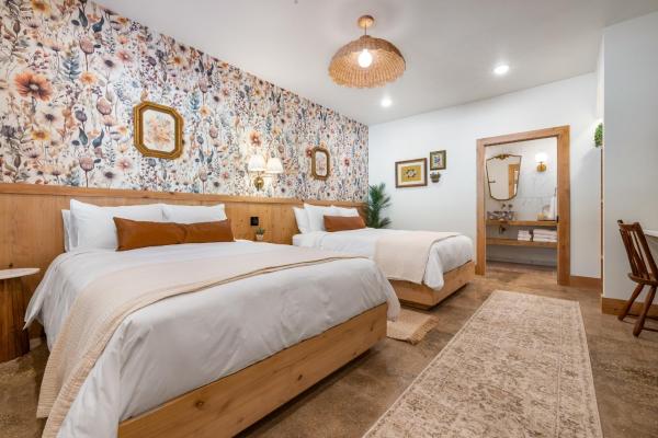 Sommer House Inn - Jasper, AR