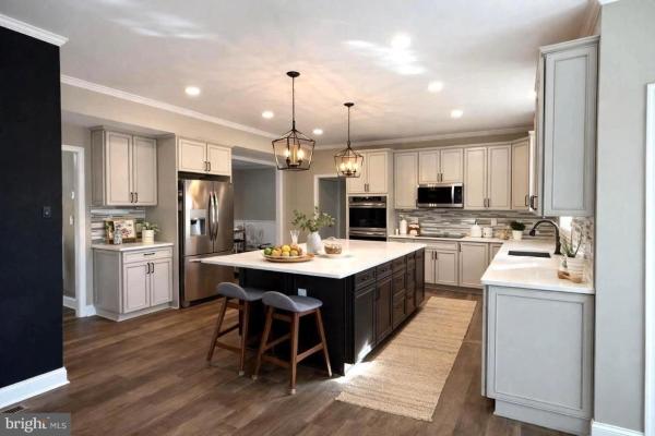 Spacious 6bed Woodland Retreat With Movie Room & Deck - Maryland