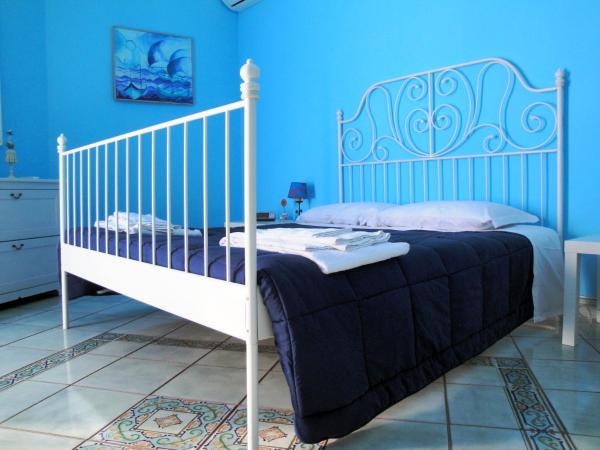 Garibaldi Holiday House - Naples