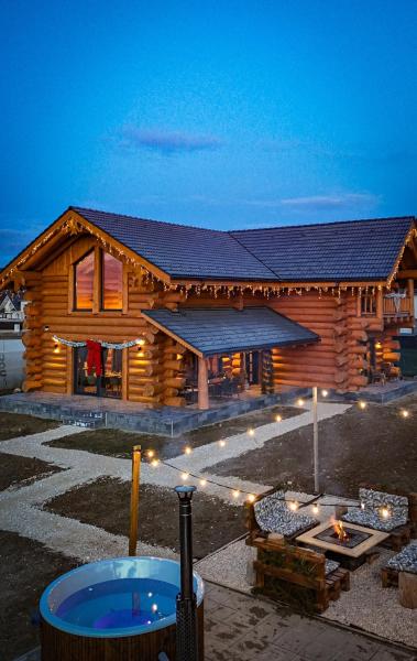 Sparrow's Nest Spacious Mountain Chalet With Hot Tub And Panoramic Views - Râșnov