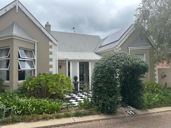 Lalla's Cottage - Midrand