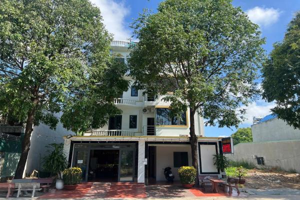 Thanh Hang Hotel - Prowincja Bình Dương