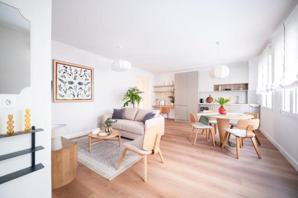 Genesis-loft Madrid - Nuevos Ministerios station - Madrid