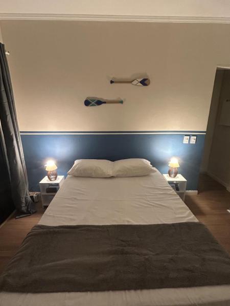 Flat Completo Com Estacionamento à 400m Da Praia - Santos, Brasil